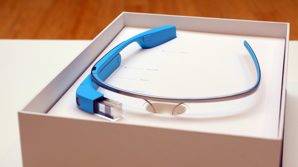 Why Did Google Glass Fail? 5 Reasons The Google Glass was a Failure