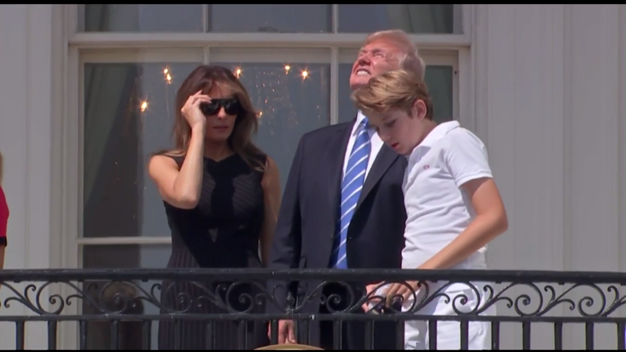 Donald Trump Looks Directly at Solar Eclipse Without Glasses And ...
