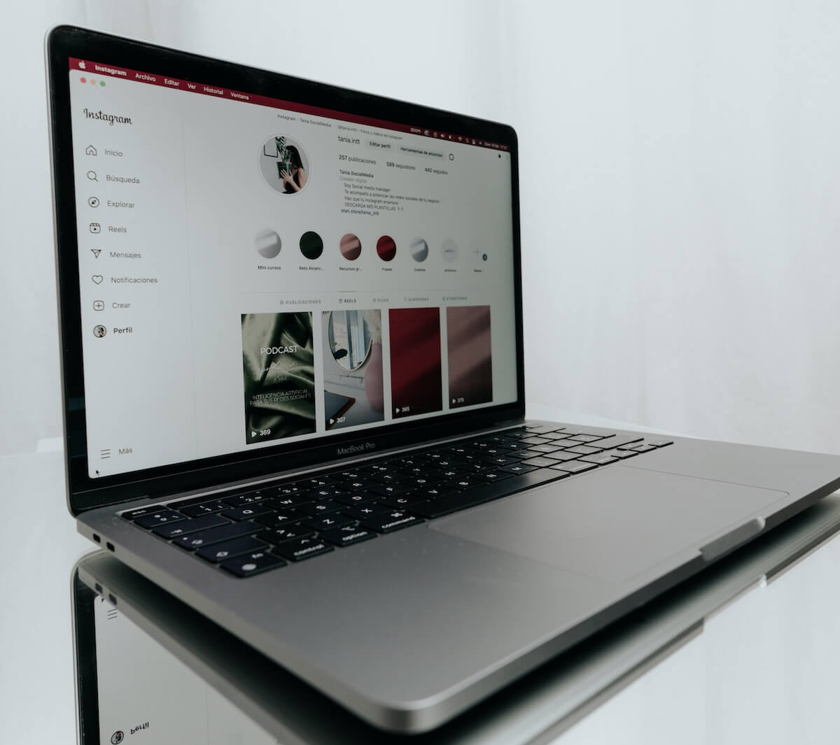 How to Post on Instagram from a Computer [7 Simple Methods ...