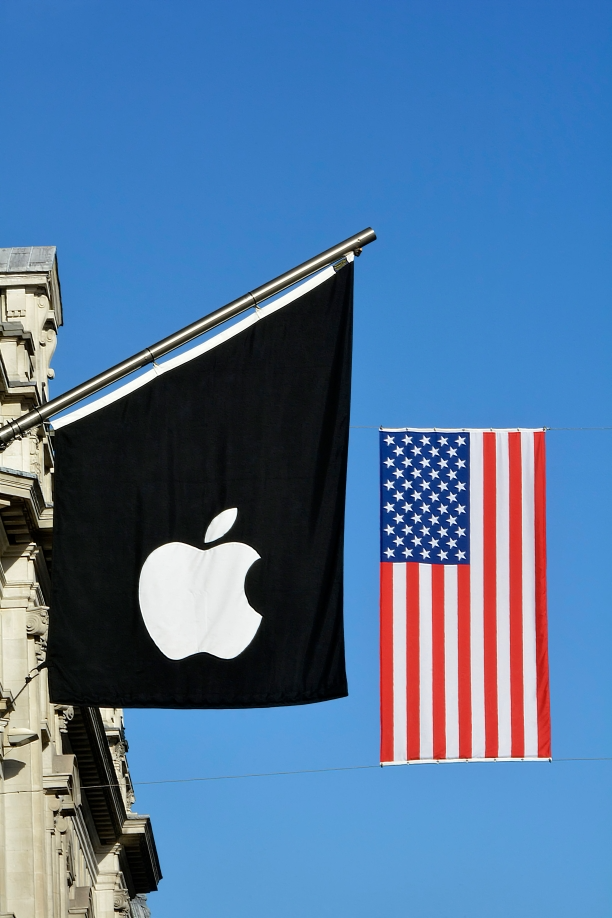 Apple Techies Walk Away From Latest Product Before It's Launched ...